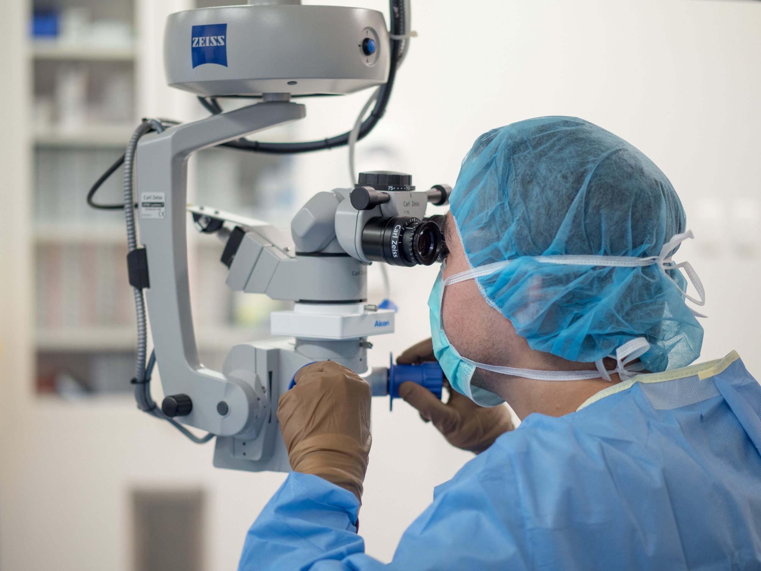 Comparison – eye laser surgery | Adelaide Eye & Laser Centre